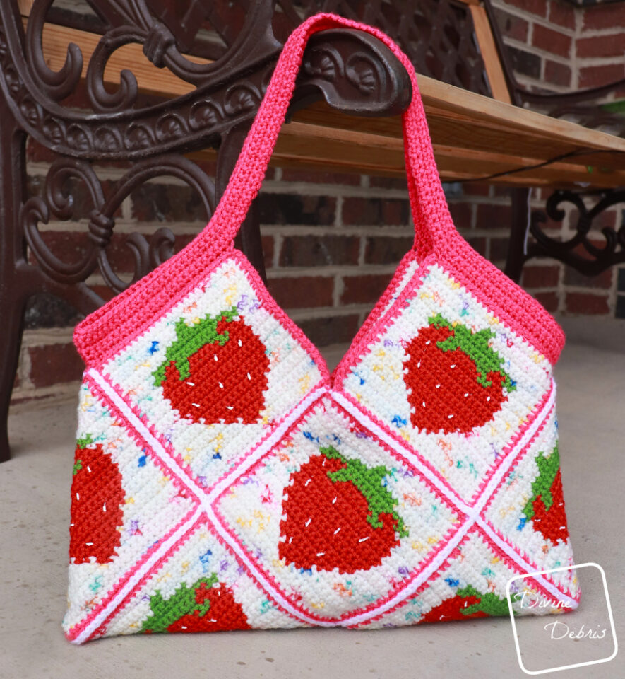 Free Cute Strawberry Bag Crochet Pattern by Divine Debris