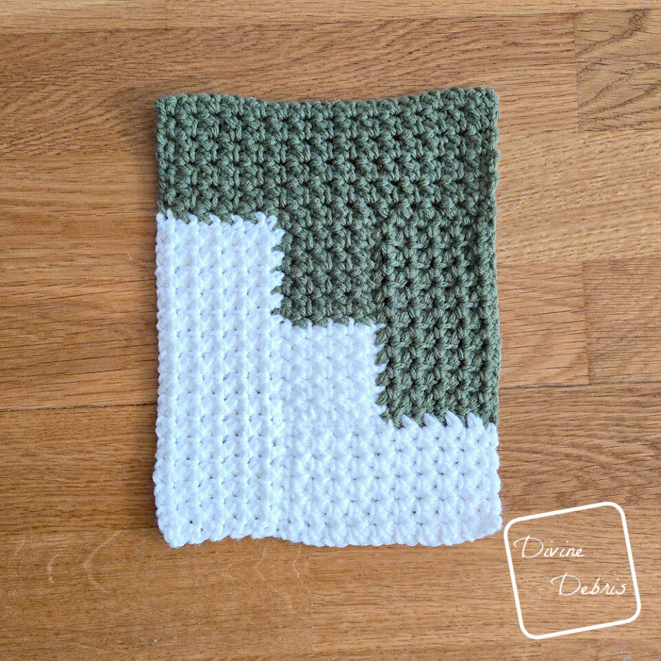 Mountain Log Cabin Blanket Free Crochet Pattern - Divine Debris