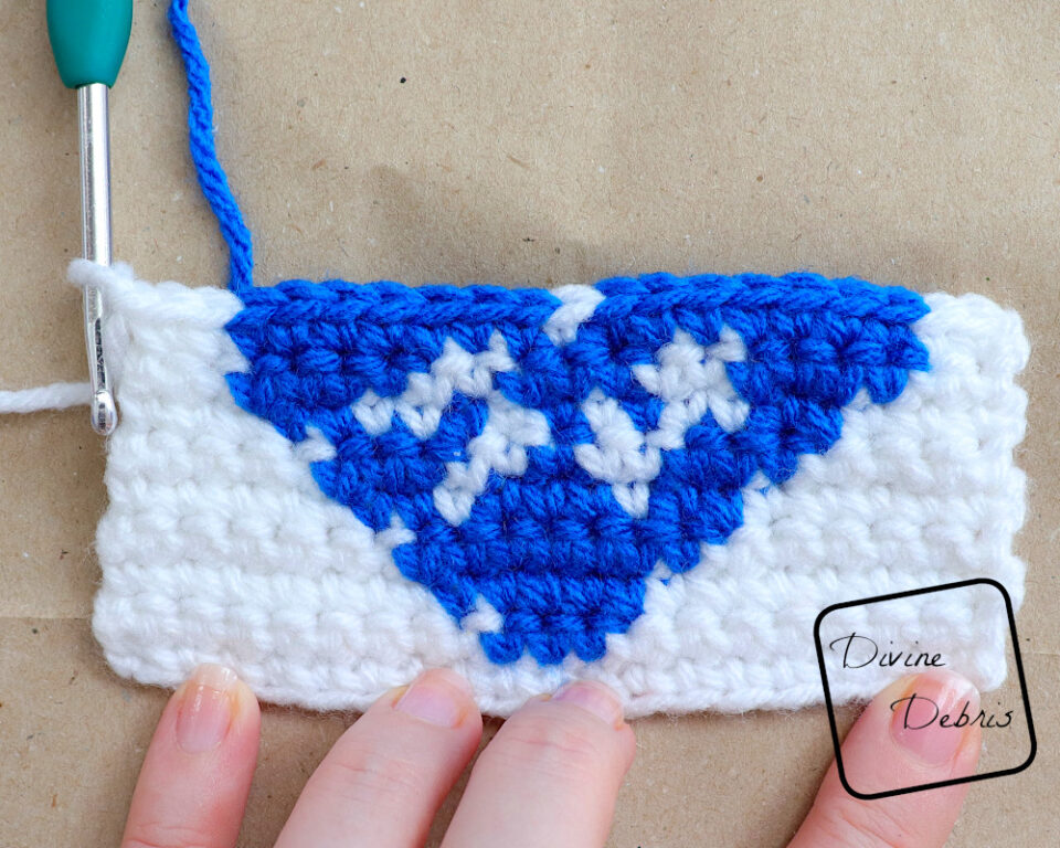 Free Patchwork Christmas Bag Crochet Pattern - Divine Debris